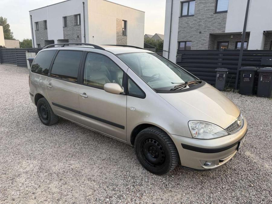 Brown Ford Galaxy 2004 in Vilnius, with an engine capacity of 1.90 L and mileage of 229 thousand km for 1999 €, photo 5 on AUTOMOTO.COM.LV