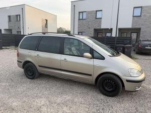 Brown Ford Galaxy 2004 in Vilnius, with an engine capacity of 1.90 L and mileage of 229 thousand km for 1999 €, photo 6 on AUTOMOTO.COM.LV