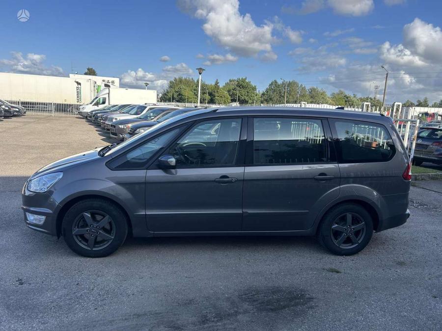 Brown Ford Galaxy 2011 in Marijampole, with an engine capacity of 1.56 L and mileage of 282 thousand km for 4750 €, photo 3 on AUTOMOTO.COM.LV