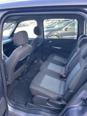 Brown Ford Galaxy 2011 in Marijampole, with an engine capacity of 1.56 L and mileage of 282 thousand km for 4750 €, photo 13 on AUTOMOTO.COM.LV