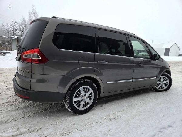 Brūns Ford Galaxy 2012 Kauņa, ar dzinēja tilpumu 2.18 L un nobraukumu 316 tūkst. km par 6250 €, foto 4 vietnē AUTOMOTO.COM.LV