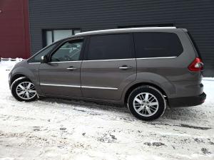 Brown Ford Galaxy 2012 in Kaunas, with an engine capacity of 2.18 L and mileage of 316 thousand km for 6250 €, photo 8 on AUTOMOTO.COM.LV