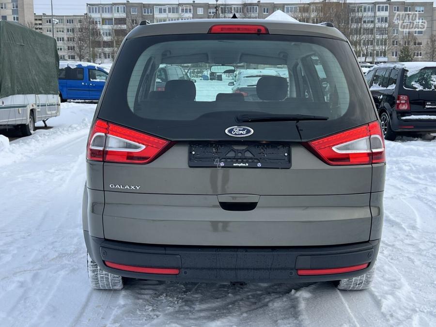 Brūns Ford Galaxy 2012 Viļņa, ar dzinēja tilpumu 2.00 L un nobraukumu 263 tūkst. km par 5699 €, foto 5 vietnē AUTOMOTO.COM.LV