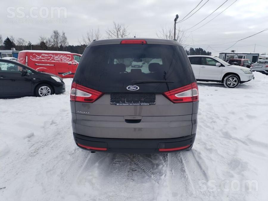 Brown Ford Galaxy 2012 in Riga, with an engine capacity of 2.00 L and mileage of 264 thousand km for 5950 €, photo 5 on AUTOMOTO.COM.LV