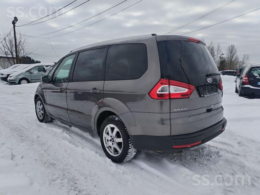 Brown Ford Galaxy 2012 in Riga, with an engine capacity of 2.00 L and mileage of 264 thousand km for 5950 €, photo 6 on AUTOMOTO.COM.LV
