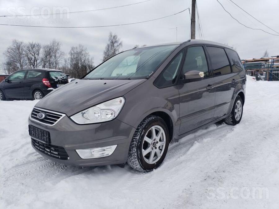 Brown Ford Galaxy 2012 in Riga, with an engine capacity of 2.00 L and mileage of 264 thousand km for 5950 €, photo 8 on AUTOMOTO.COM.LV