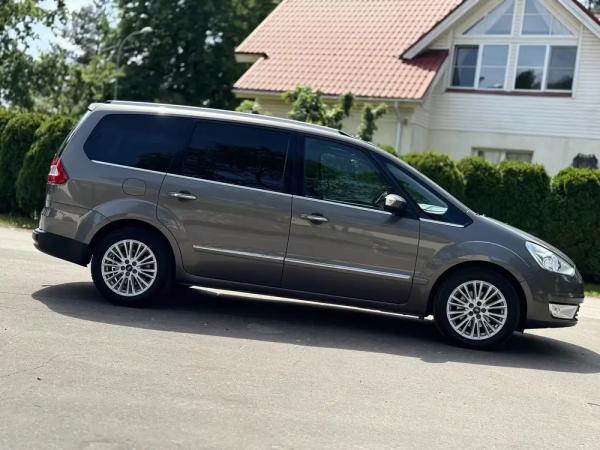 Brown Ford Galaxy 2012 in Jurmala, with an engine capacity of 1.60 L and mileage of 288 thousand km for 5590 €, photo 5 on AUTOMOTO.COM.LV