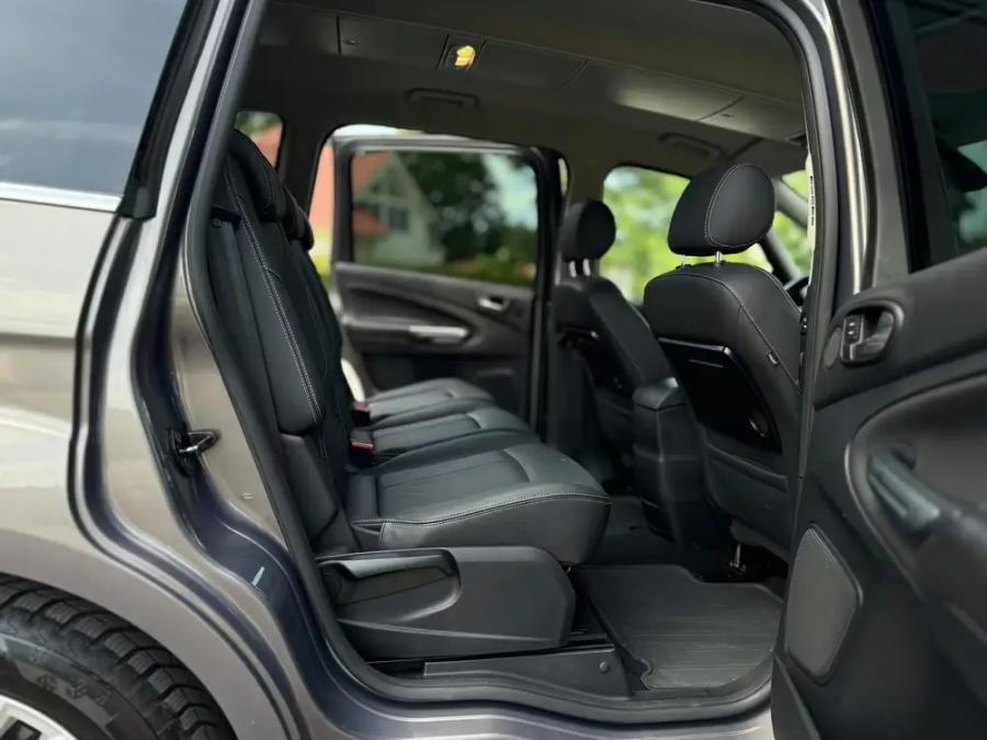 Brūns Ford Galaxy 2012 Jūrmala, ar dzinēja tilpumu 1.60 L un nobraukumu 288 tūkst. km par 5590 €, foto 8 vietnē AUTOMOTO.COM.LV
