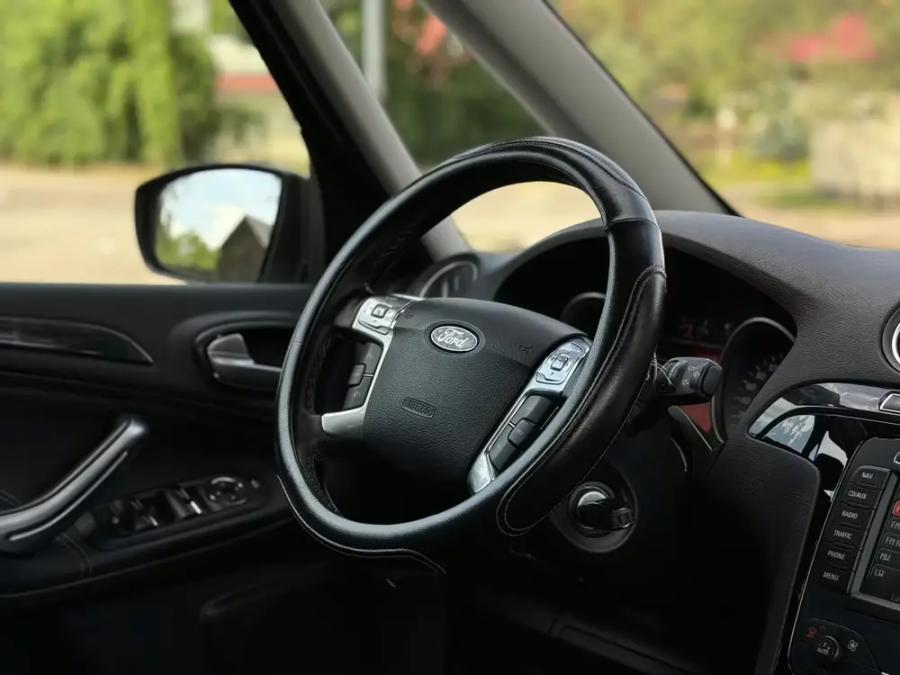 Brūns Ford Galaxy 2012 Jūrmala, ar dzinēja tilpumu 1.60 L un nobraukumu 288 tūkst. km par 5590 €, foto 21 vietnē AUTOMOTO.COM.LV