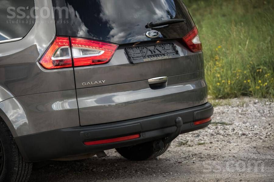 Brown Ford Galaxy 2013 in Tukums, with an engine capacity of 2.00 L and mileage of 0 thousand km for 6999 €, photo 6 on AUTOMOTO.COM.LV
