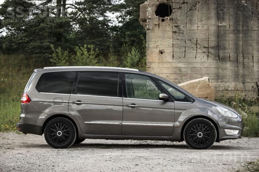 Brown Ford Galaxy 2013 in Tukums, with an engine capacity of 2.00 L and mileage of 0 thousand km for 6999 €, photo 10 on AUTOMOTO.COM.LV