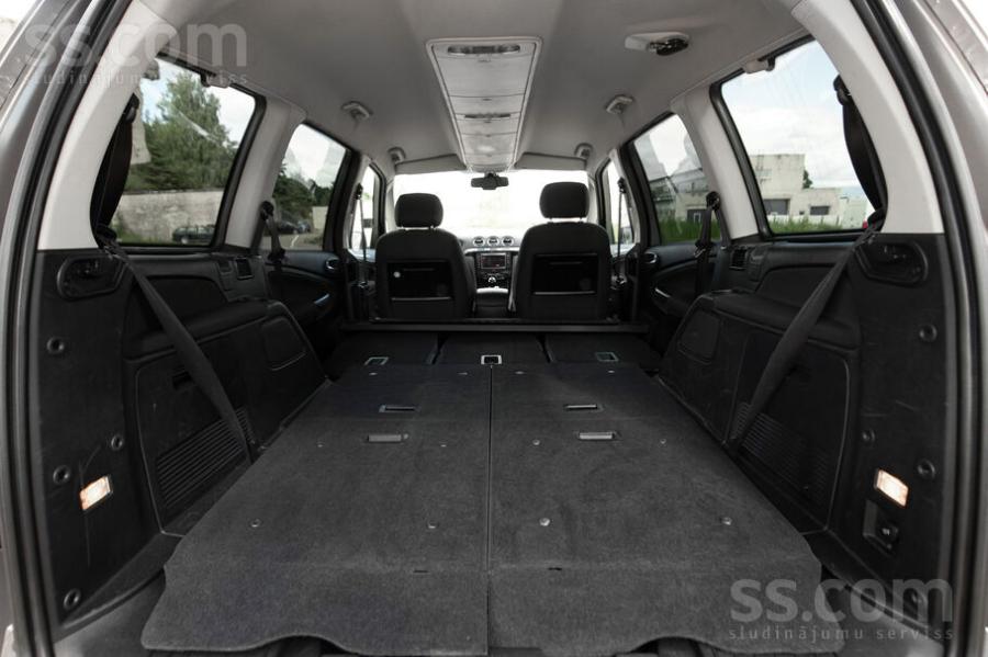 Brown Ford Galaxy 2013 in Tukums, with an engine capacity of 2.00 L and mileage of 0 thousand km for 6999 €, photo 25 on AUTOMOTO.COM.LV