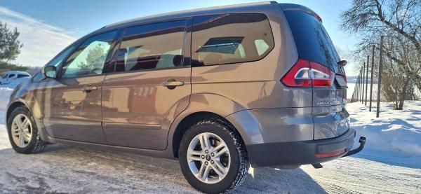 Brown Ford Galaxy 2014 in Vievis, with an engine capacity of 2.00 L and mileage of 255 thousand km for 7500 €, photo 5 on AUTOMOTO.COM.LV