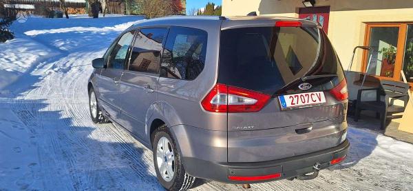 Brown Ford Galaxy 2014 in Vievis, with an engine capacity of 2.00 L and mileage of 255 thousand km for 7500 €, photo 6 on AUTOMOTO.COM.LV