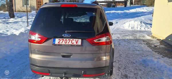 Brown Ford Galaxy 2014 in Vievis, with an engine capacity of 2.00 L and mileage of 255 thousand km for 7500 €, photo 7 on AUTOMOTO.COM.LV
