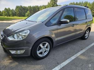 Brown Ford Galaxy 2014 in Prienai, with an engine capacity of 1.60 L and mileage of 229 thousand km for 5350 €, photo 4 on AUTOMOTO.COM.LV