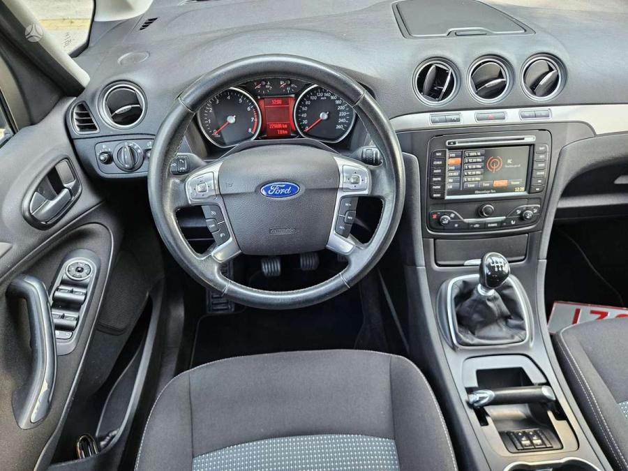 Brown Ford Galaxy 2014 in Prienai, with an engine capacity of 1.60 L and mileage of 229 thousand km for 5350 €, photo 10 on AUTOMOTO.COM.LV