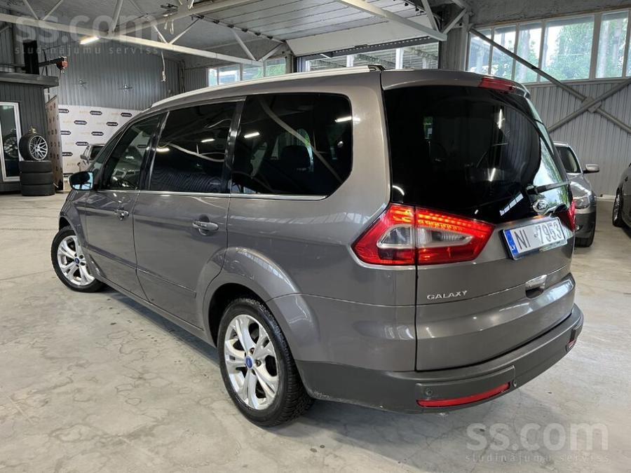 Brown Ford Galaxy 2015 in Riga, with an engine capacity of 2.00 L and mileage of 0 thousand km for 6490 €, photo 4 on AUTOMOTO.COM.LV