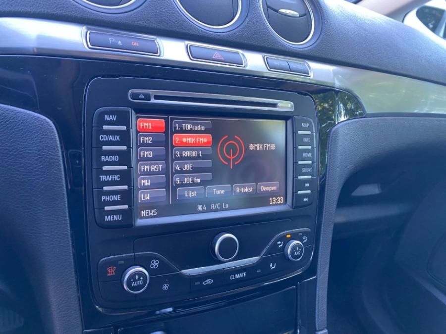 Brūns Ford Galaxy 2015 Rīga, ar dzinēja tilpumu 2.00 L un nobraukumu 234 tūkst. km par 9450 €, foto 15 vietnē AUTOMOTO.COM.LV