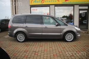 Brown Ford Galaxy 2015 in Tukums, with an engine capacity of 2.00 L and mileage of 0 thousand km for 8800 €, photo 3 on AUTOMOTO.COM.LV