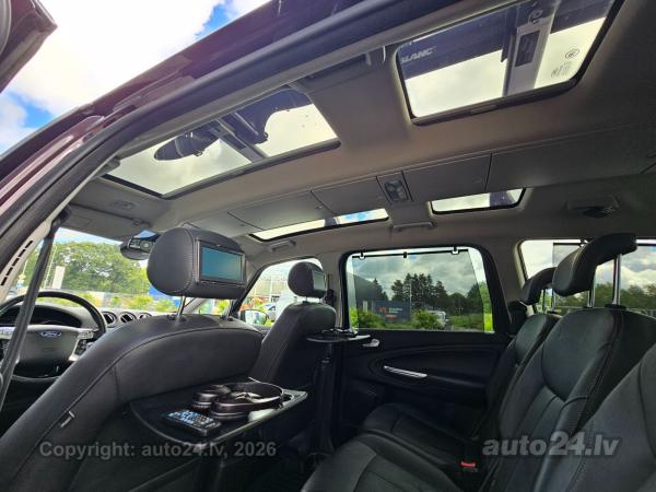 Brūns Ford Galaxy 2011 Tallina, ar dzinēja tilpumu 2.00 L un nobraukumu 279 tūkst. km par 8300 €, foto 9 vietnē AUTOMOTO.COM.LV