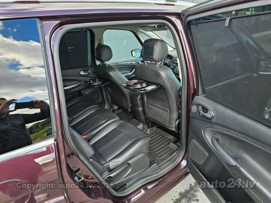Brūns Ford Galaxy 2011 Tallina, ar dzinēja tilpumu 2.00 L un nobraukumu 279 tūkst. km par 8300 €, foto 12 vietnē AUTOMOTO.COM.LV