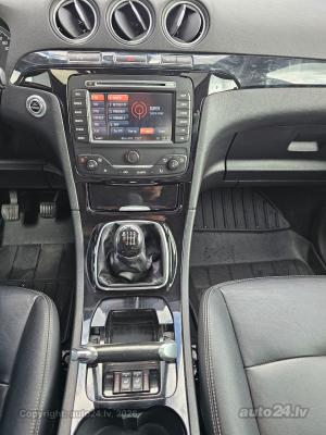 Brūns Ford Galaxy 2011 Tallina, ar dzinēja tilpumu 2.00 L un nobraukumu 279 tūkst. km par 8300 €, foto 18 vietnē AUTOMOTO.COM.LV
