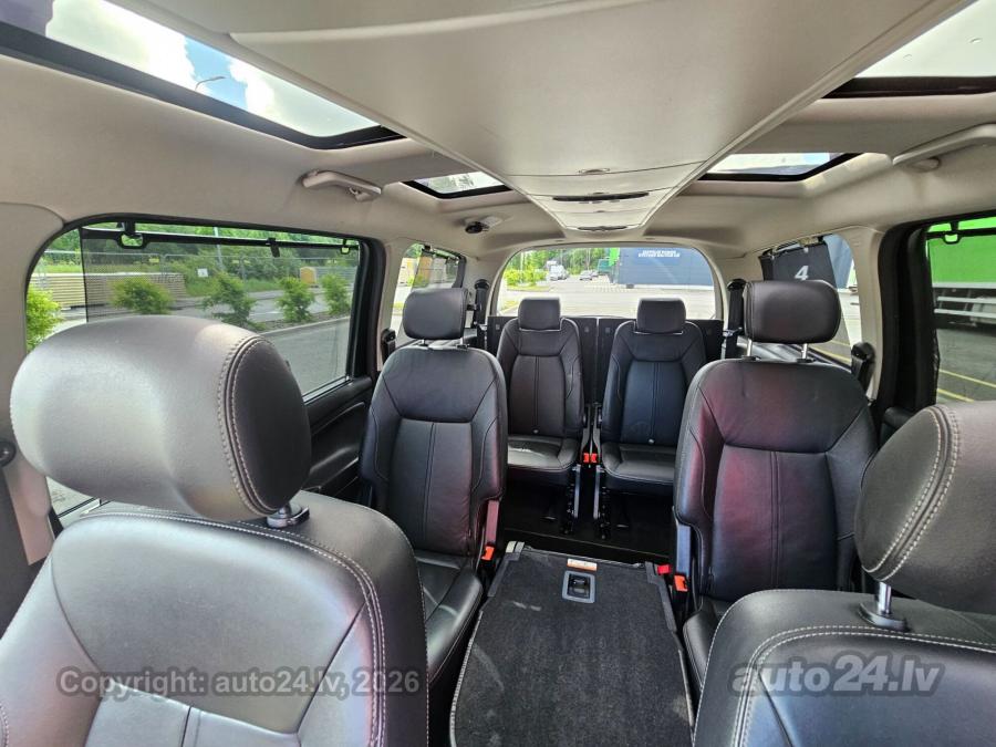 Brūns Ford Galaxy 2011 Tallina, ar dzinēja tilpumu 2.00 L un nobraukumu 279 tūkst. km par 8300 €, foto 25 vietnē AUTOMOTO.COM.LV