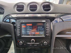 Brūns Ford Galaxy 2012 Tartu, ar dzinēja tilpumu 2.00 L un nobraukumu 204 tūkst. km par 7690 €, foto 17 vietnē AUTOMOTO.COM.LV