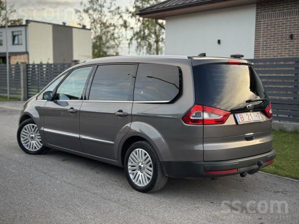 Brown Ford Galaxy 2012 in Jelgava, with an engine capacity of 1.60 L and mileage of 281 thousand km for 5800 €, photo 3 on AUTOMOTO.COM.LV