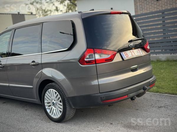 Brown Ford Galaxy 2012 in Jelgava, with an engine capacity of 1.60 L and mileage of 281 thousand km for 5800 €, photo 4 on AUTOMOTO.COM.LV