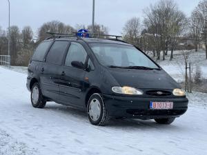 Zaļš Ford Galaxy 1995 Rēzekne, ar dzinēja tilpumu 2.00 L un nobraukumu 275 tūkst. km par 1100 €, foto 3 vietnē AUTOMOTO.COM.LV