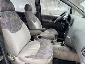 Zaļš Ford Galaxy 1995 Rēzekne, ar dzinēja tilpumu 2.00 L un nobraukumu 275 tūkst. km par 1100 €, foto 10 vietnē AUTOMOTO.COM.LV