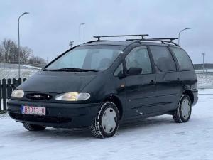 Zaļš Ford Galaxy 1995 Rēzekne, ar dzinēja tilpumu 2.00 L un nobraukumu 275 tūkst. km par 1100 €, foto 3 vietnē AUTOMOTO.COM.LV