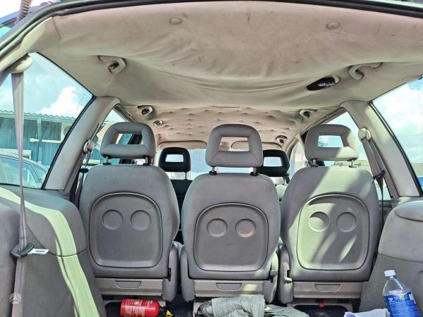 Zaļš Ford Galaxy 2001 Kauņa, ar dzinēja tilpumu 1.90 L un nobraukumu 386 tūkst. km par 750 €, foto 3 vietnē AUTOMOTO.COM.LV