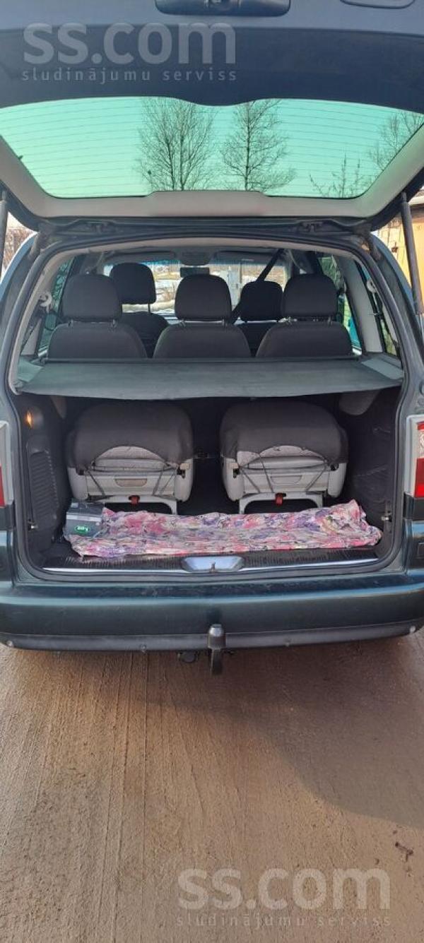 Zaļš Ford Galaxy 2005 Daugavpils, ar dzinēja tilpumu 1.90 L un nobraukumu 404 tūkst. km par 1999 €, foto 4 vietnē AUTOMOTO.COM.LV