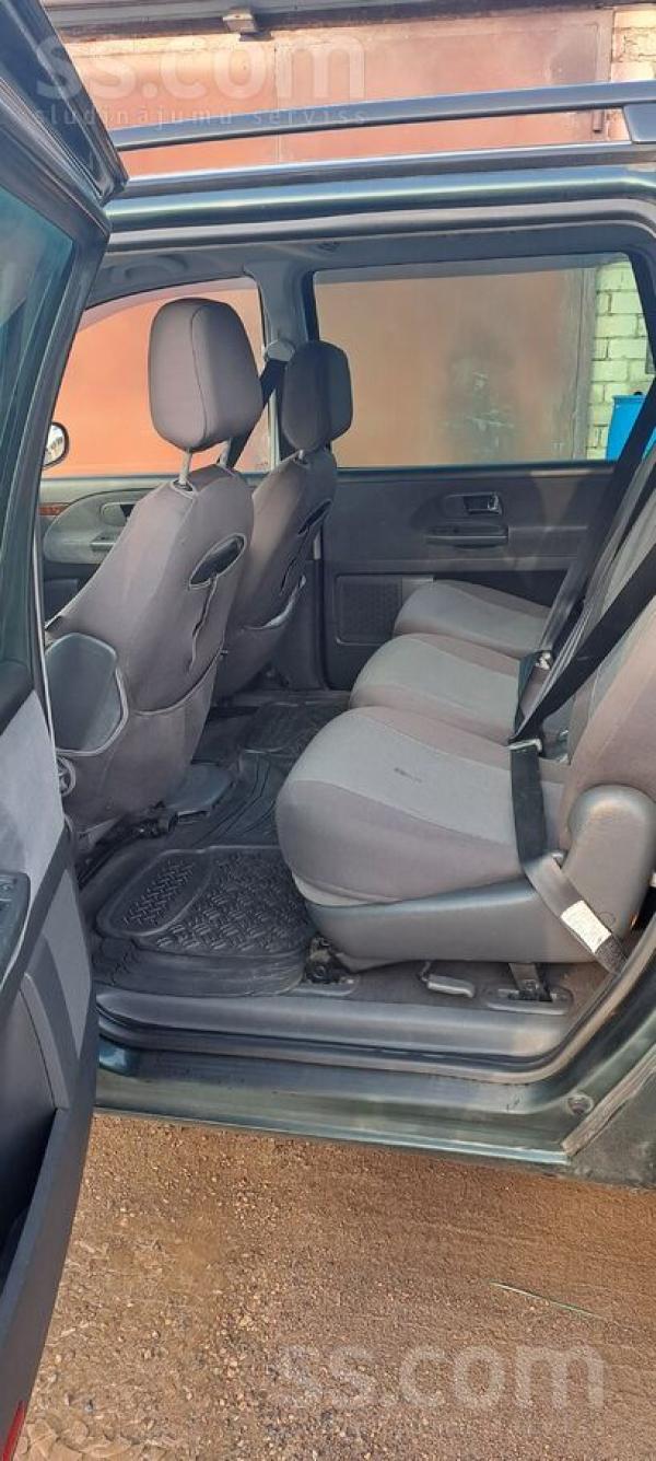 Zaļš Ford Galaxy 2005 Daugavpils, ar dzinēja tilpumu 1.90 L un nobraukumu 404 tūkst. km par 1999 €, foto 6 vietnē AUTOMOTO.COM.LV