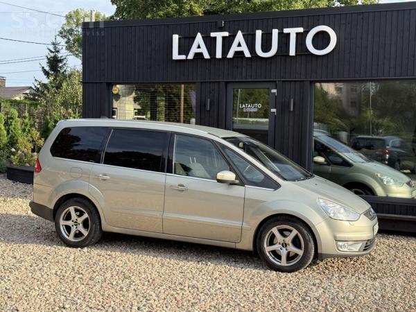 Zaļš Ford Galaxy 2009 Rīga, ar dzinēja tilpumu 2.20 L un nobraukumu 357 tūkst. km par 3999 €, foto 4 vietnē AUTOMOTO.COM.LV