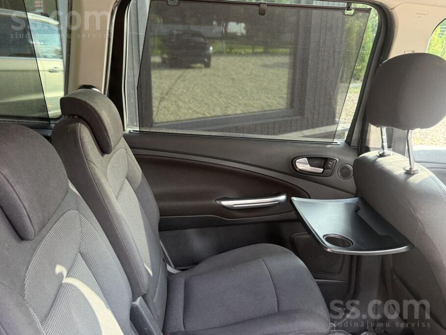 Green Ford Galaxy 2009 in Riga, with an engine capacity of 2.20 L and mileage of 357 thousand km for 3999 €, photo 15 on AUTOMOTO.COM.LV