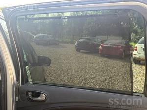 Green Ford Galaxy 2009 in Riga, with an engine capacity of 2.20 L and mileage of 357 thousand km for 3999 €, photo 29 on AUTOMOTO.COM.LV