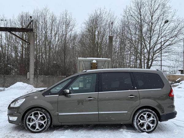 Zaļš Ford Galaxy 2010 Šauļi, ar dzinēja tilpumu 2.00 L un nobraukumu 400 tūkst. km par 4650 €, foto 10 vietnē AUTOMOTO.COM.LV