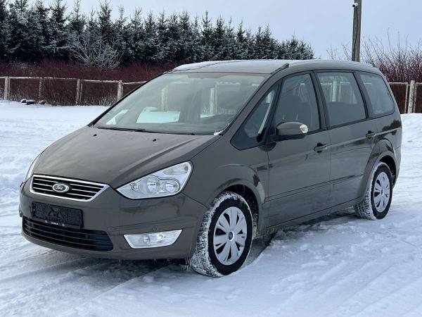 Green Ford Galaxy 2012 in Kedainiai, with an engine capacity of 2.00 L and mileage of 263 thousand km for 5699 €, photo 1 on AUTOMOTO.COM.LV