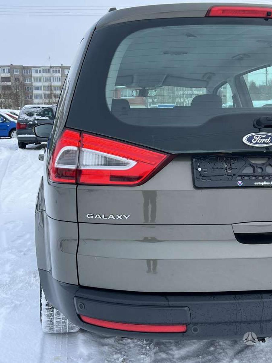 Zaļš Ford Galaxy 2012 Kėdainiai, ar dzinēja tilpumu 2.00 L un nobraukumu 263 tūkst. km par 5699 €, foto 8 vietnē AUTOMOTO.COM.LV
