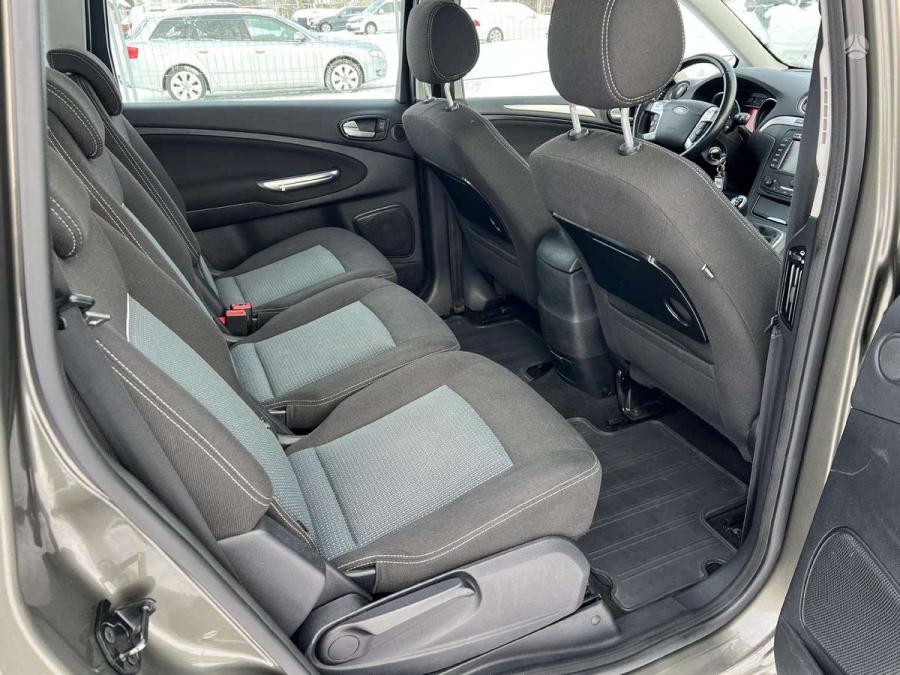 Zaļš Ford Galaxy 2012 Kėdainiai, ar dzinēja tilpumu 2.00 L un nobraukumu 263 tūkst. km par 5699 €, foto 17 vietnē AUTOMOTO.COM.LV