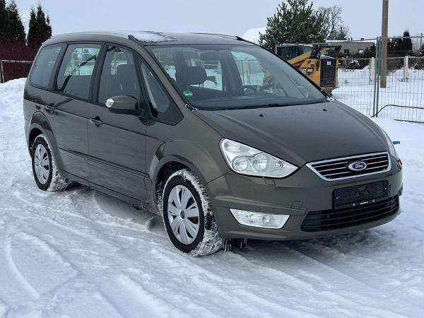 Green Ford Galaxy 2012 in Kedainiai, with an engine capacity of 2.00 L and mileage of 263 thousand km for 5699 €, photo 2 on AUTOMOTO.COM.LV