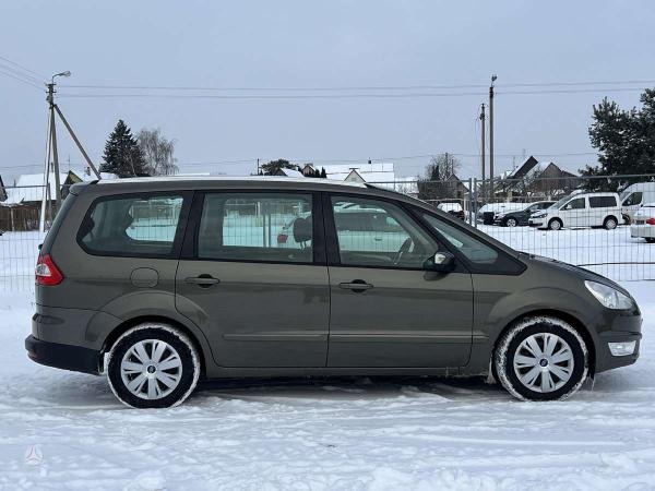 Green Ford Galaxy 2012 in Kedainiai, with an engine capacity of 2.00 L and mileage of 263 thousand km for 5699 €, photo 5 on AUTOMOTO.COM.LV