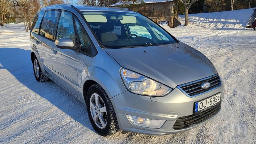 Green Ford Galaxy 2012 in Cesis, with an engine capacity of 2.00 L and mileage of 308 thousand km for 7250 €, photo 3 on AUTOMOTO.COM.LV