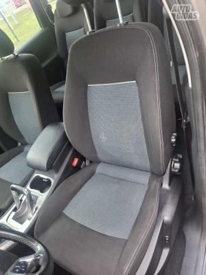 Green Ford Galaxy 2012 in Marijampole, with an engine capacity of 1.60 L and mileage of 280 thousand km for 5490 €, photo 8 on AUTOMOTO.COM.LV