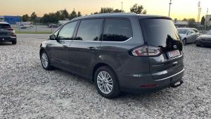 Green Ford Galaxy 2017 in Kaunas, with an engine capacity of 2.00 L and mileage of 270 thousand km for 8600 €, photo 8 on AUTOMOTO.COM.LV