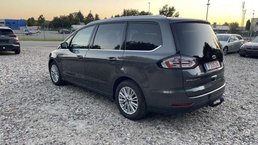 Green Ford Galaxy 2017 in Kaunas, with an engine capacity of 2.00 L and mileage of 270 thousand km for 8600 €, photo 8 on AUTOMOTO.COM.LV